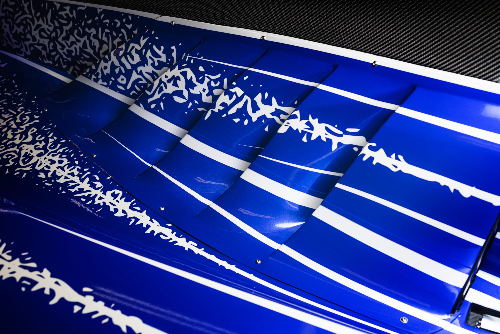 FRANK STEPHENSON DESIGN AND PRAGA CARS UNVEIL BESPOKE R1 RACING LIVERY ...