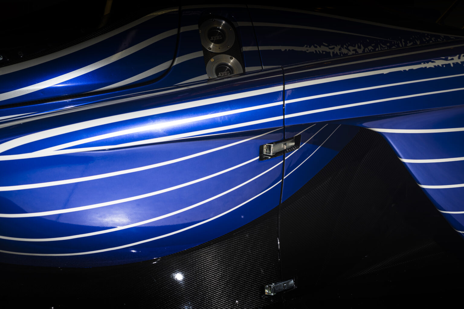 FRANK STEPHENSON DESIGN AND PRAGA CARS UNVEIL BESPOKE R1 RACING LIVERY ...