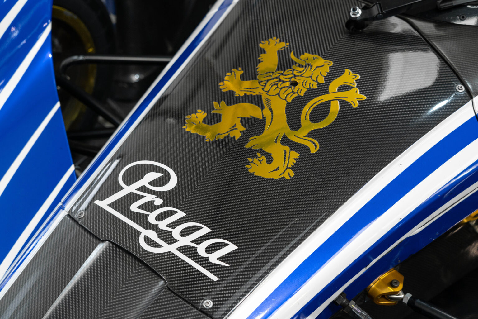 One-off Praga R1 with unique Frank Stephenson racing livery comes to ...