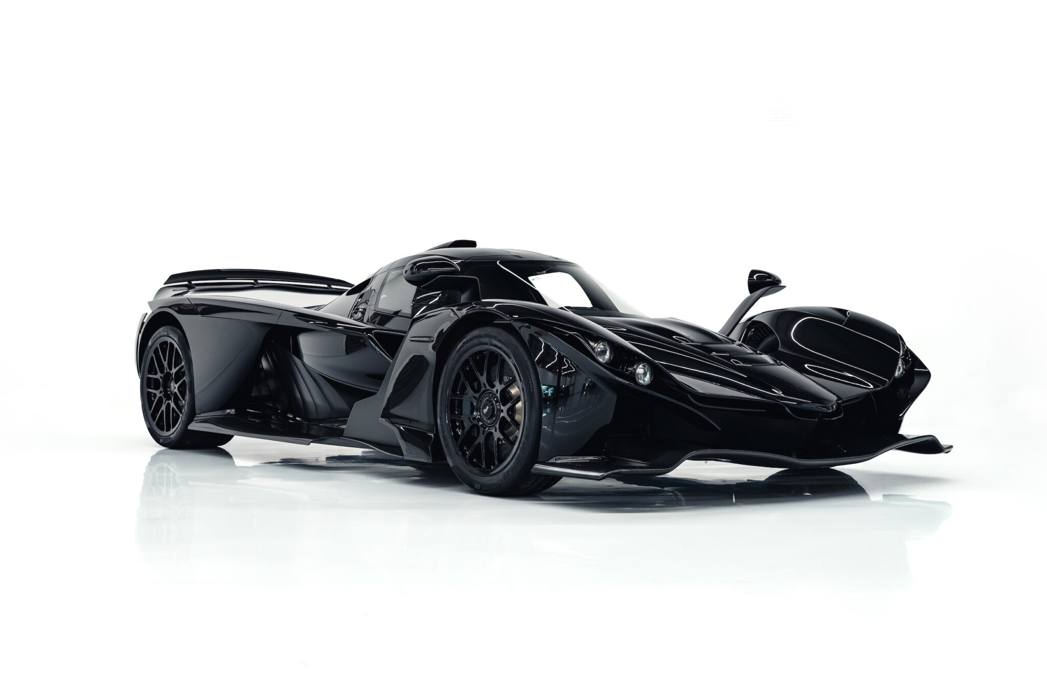 Purity, power and presence: Praga presents first Bohema production car ...